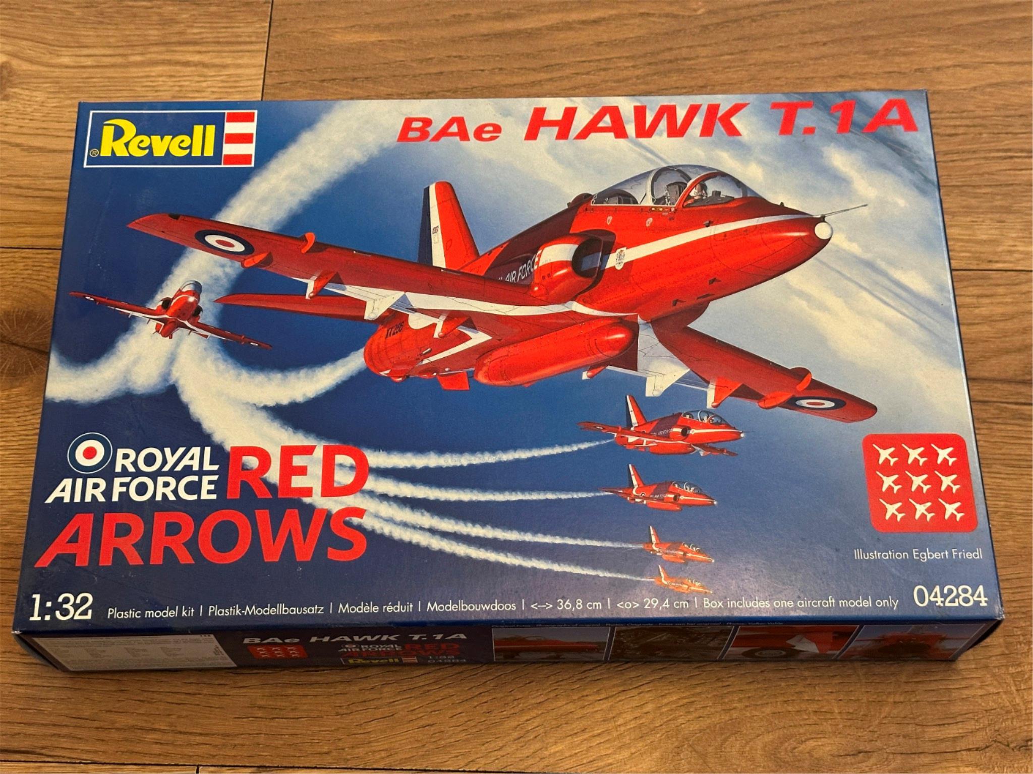 Revell 04284 Model Kit - 1:32 BAE Systems Hawk T.1A Red Arrows – Midland Models