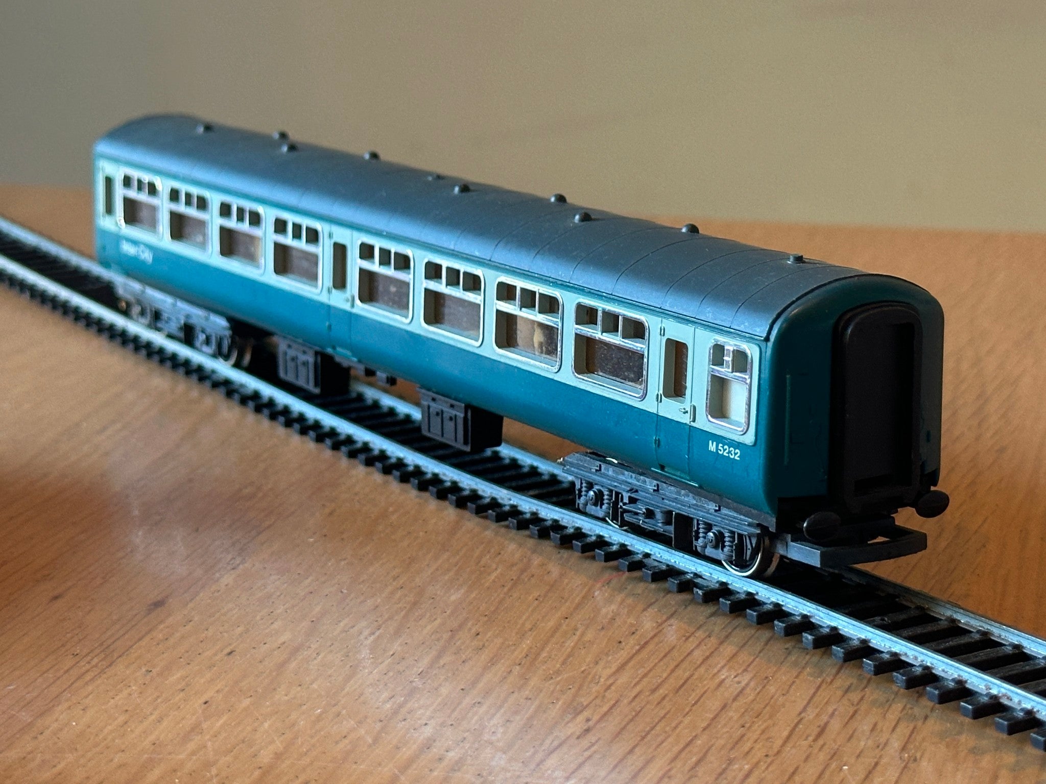 Hornby R417 OO Gauge Mk2 BR InterCity Second Class Coach M5232 ...