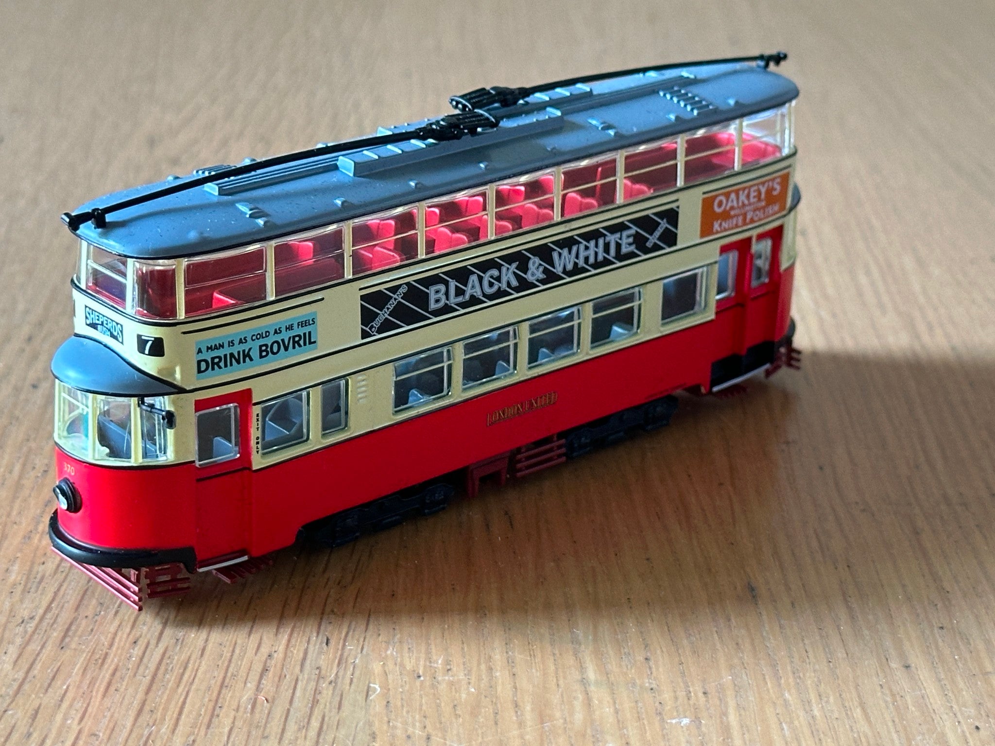 Atlas OO Gauge 1:76 Feltham Tram (UCC) 1931 – Midland Models