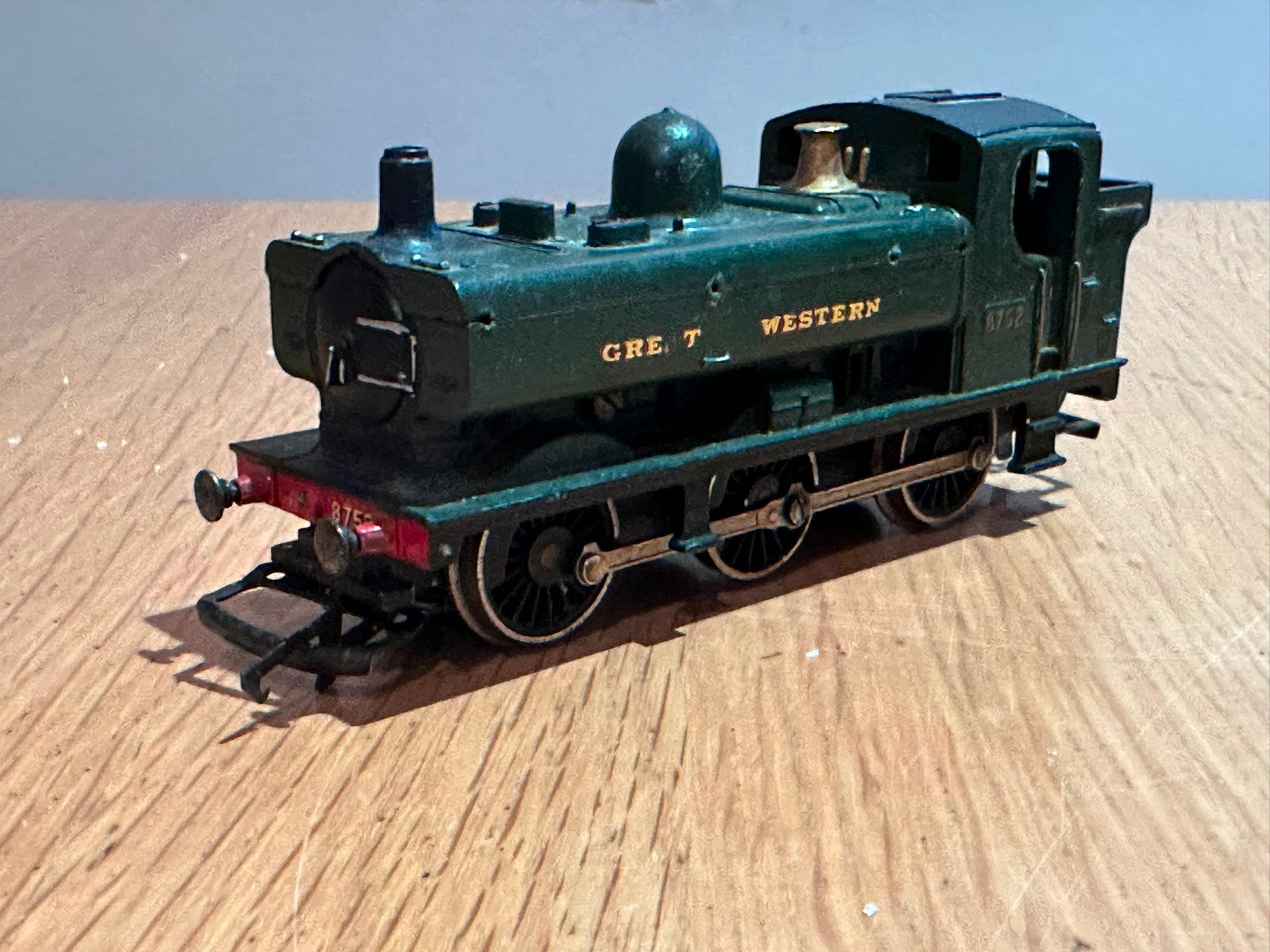 Hornby OO Gauge GWR 0-6-0 Locomotive Fully tested – Midland Models