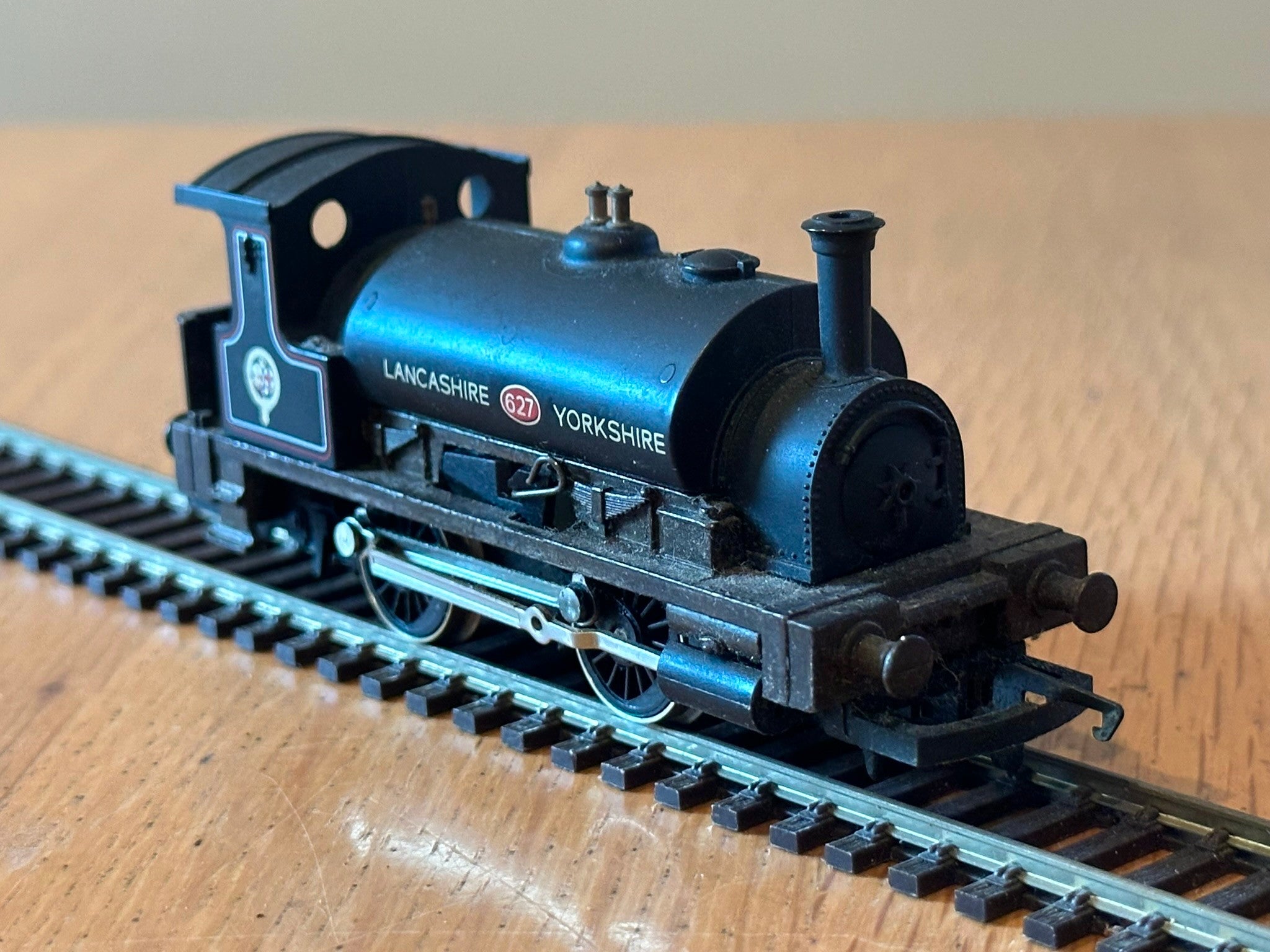 Hornby OO Gauge Yorkshire & Lancashire 627 0-4-0. Fully tested ...