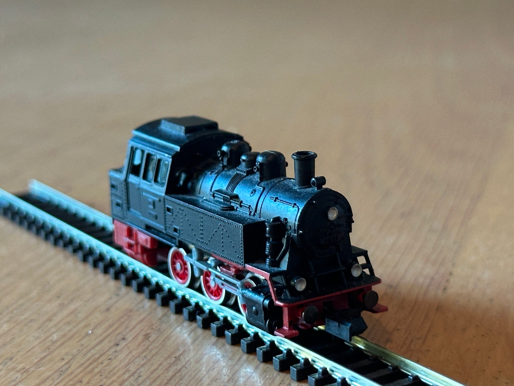 Arnold N Gauge 5501 DB BR80 0-6-0 Steam Locomotive – Midland Models