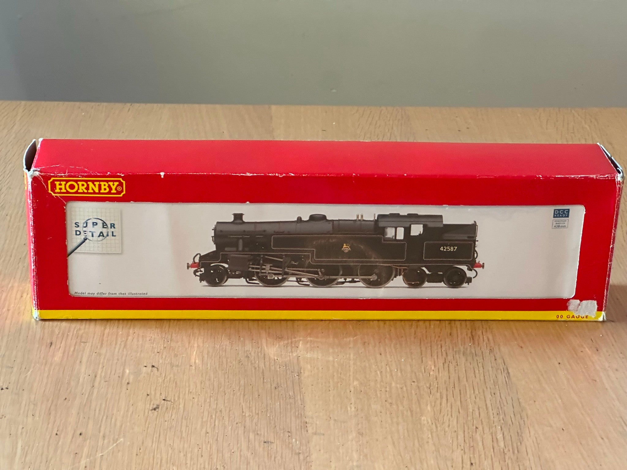 Hornby R2731 Stanier 4MT 2-6-4T 42587 BR early black. DCC Ready. Preow ...